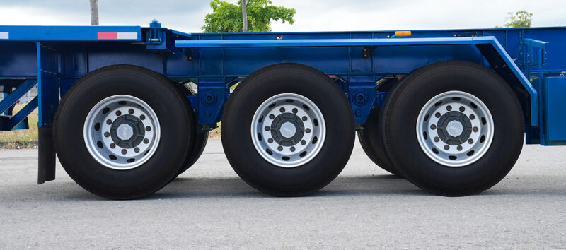 45' Skeletal Gooseneck Tridem 6 Twist Locks - Thaco Trailers